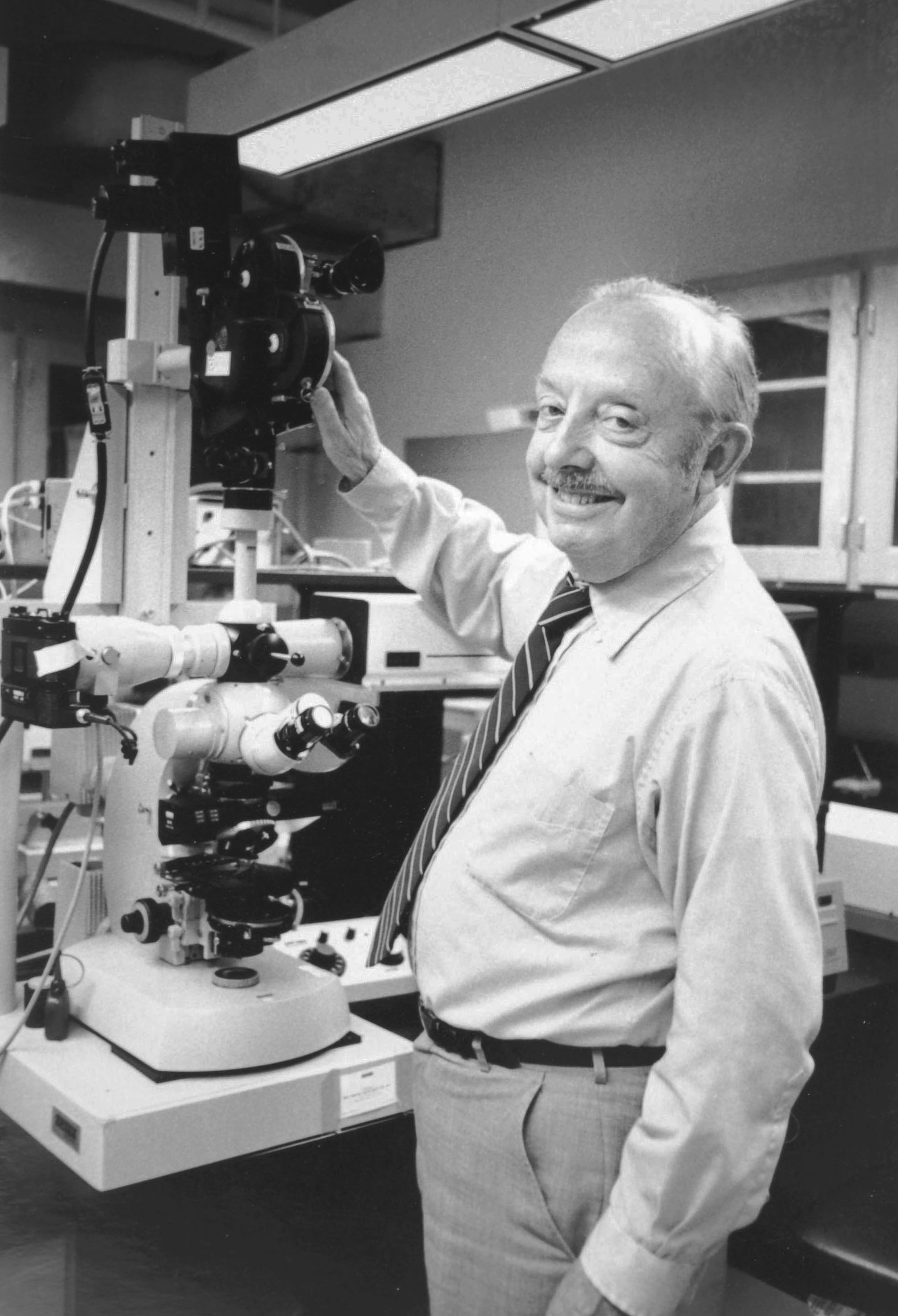 Keith Roberts Porter – Keith R. Porter Imaging Facility – UMBC
